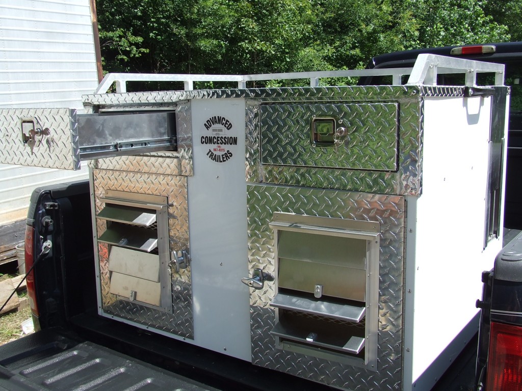 ALUMINUM DOG BOXES - Advanced Concession Trailers